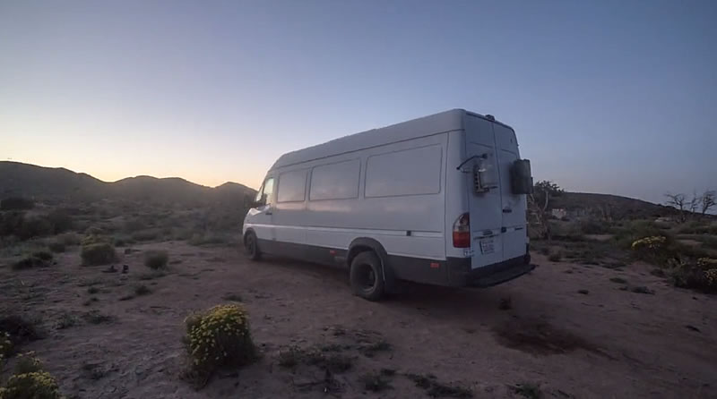 Cyrus Sutton y su Sprinter – Diario de un Churfer